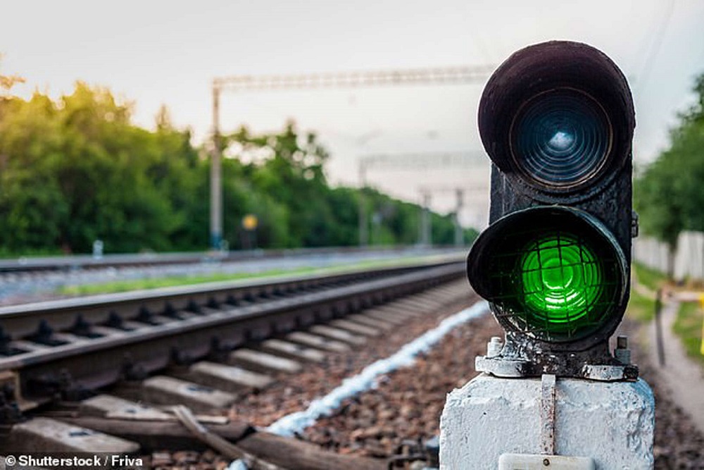 Ribut solar berisiko cetus kemalangan kereta api - Utusan Malaysia
