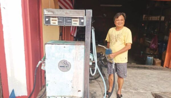 Pam minyak 100 tahun warisan keluarga