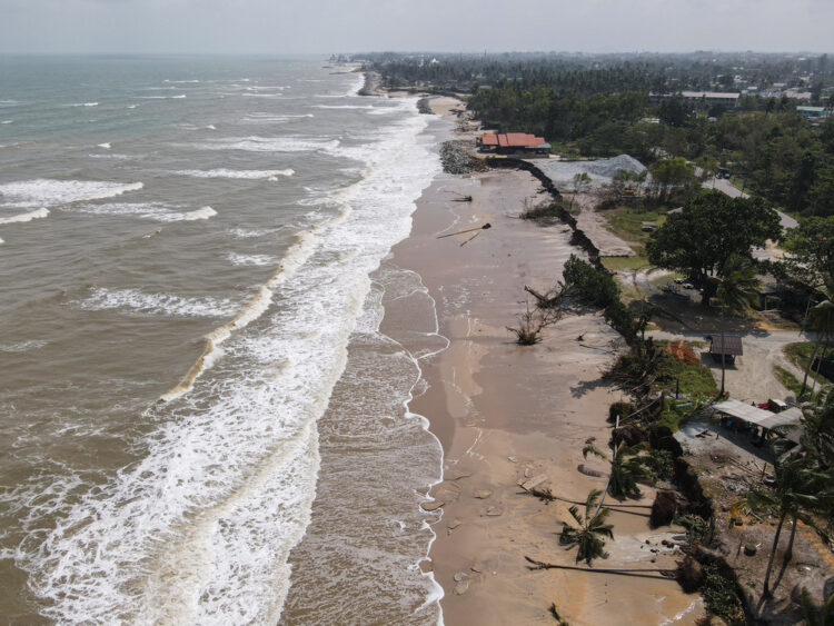 Kenaikan paras air laut ancaman terbesar negara