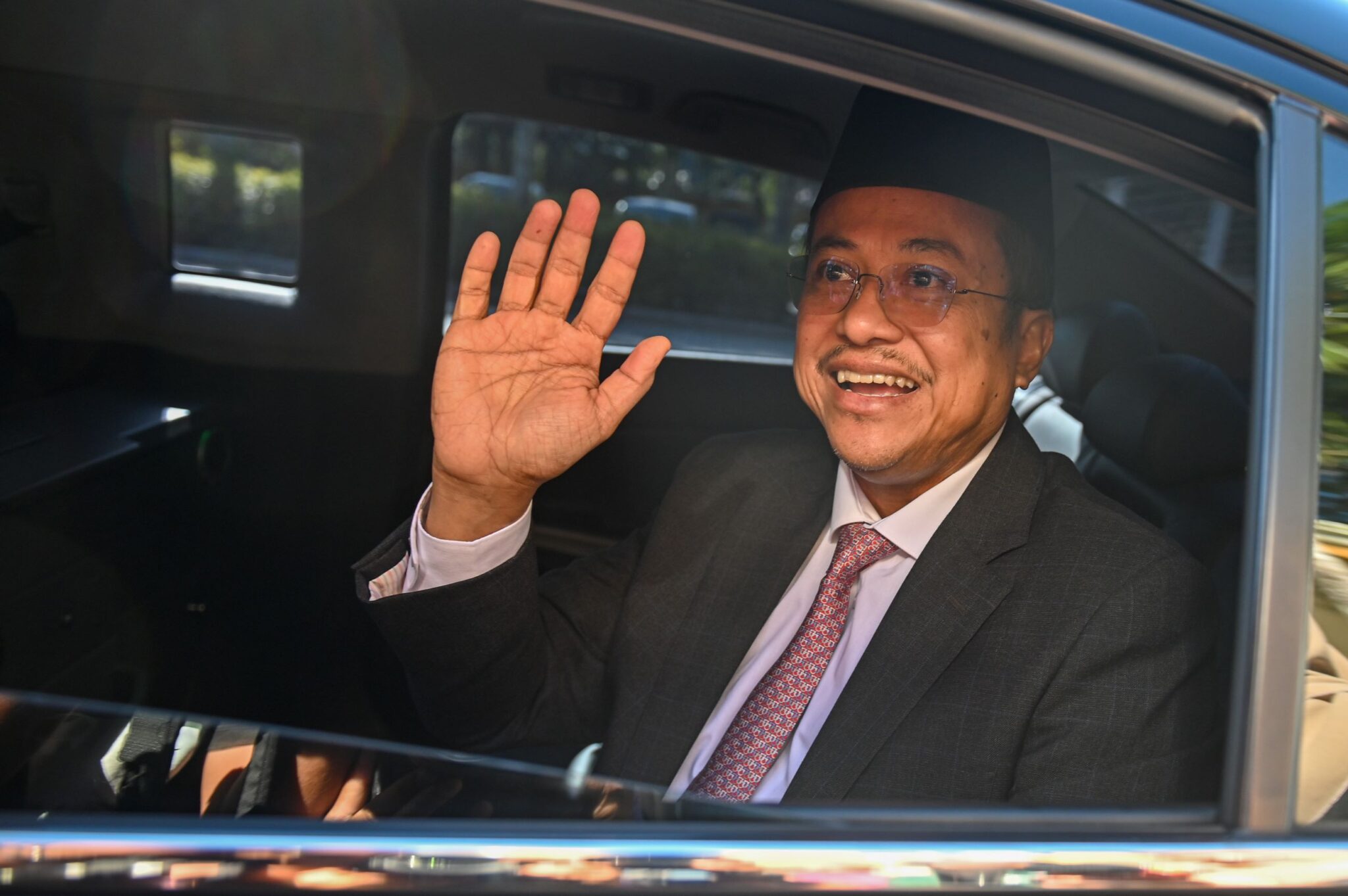 Ahmad Samsuri cipta jurang dengan wartawan