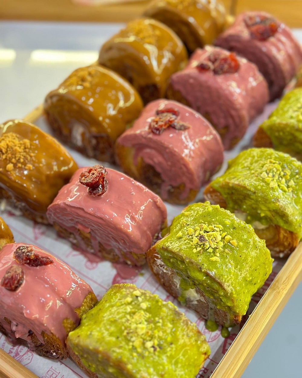 100 jenis pastri dan kek di Flour Crown - Utusan Malaysia