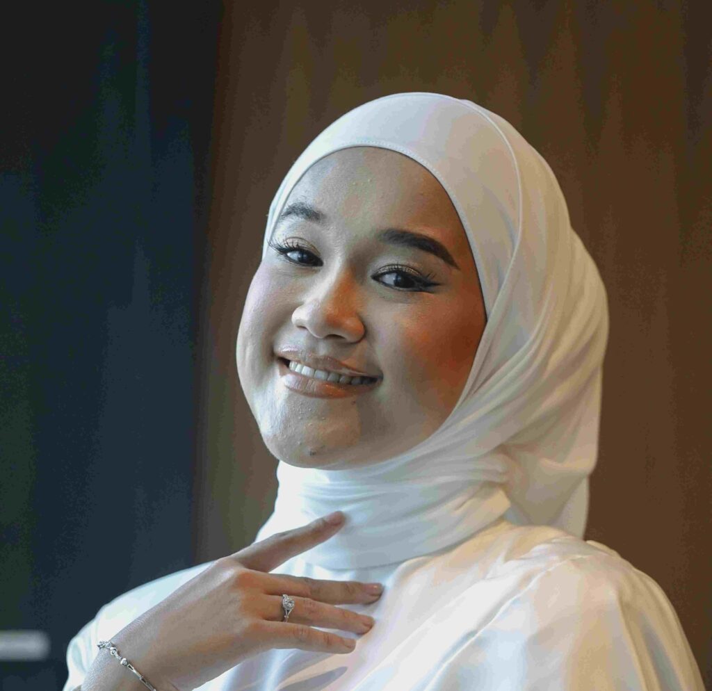 Perjalanan ini bukan tentang usia, tapi masa - Ernie Zakri