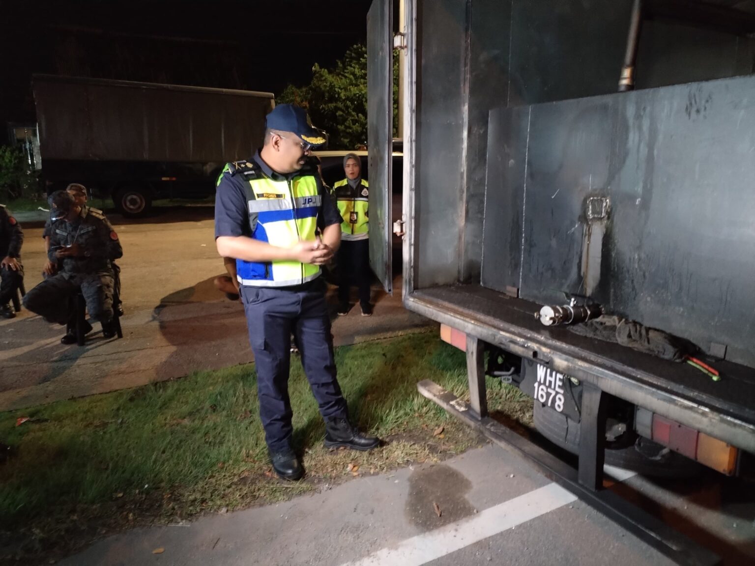 JPJ sita lori seludup minyak diesel bersubsidi - Utusan Malaysia