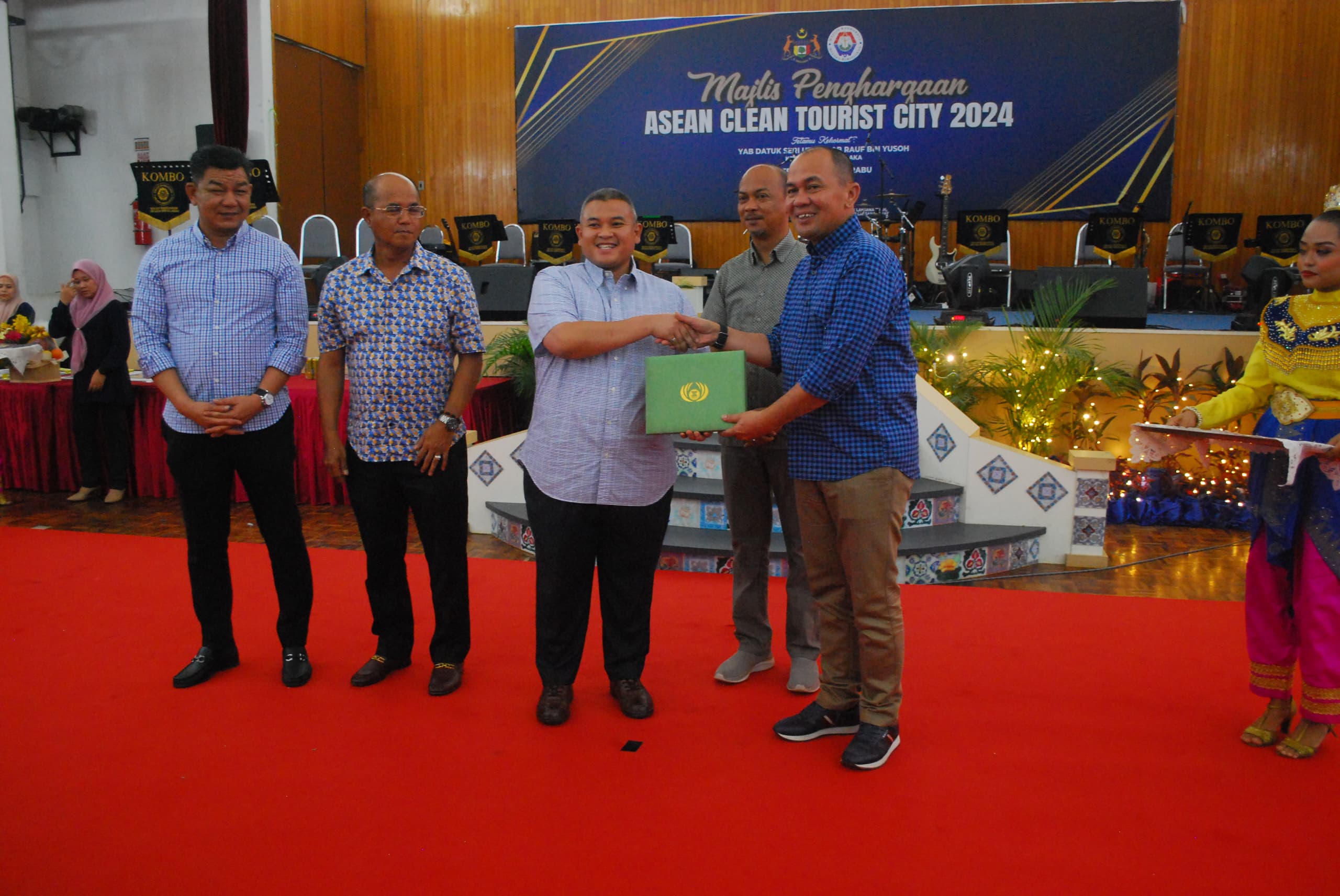 MBMB terima anugerah Asean Clean Tourist City Standard - Utusan Malaysia