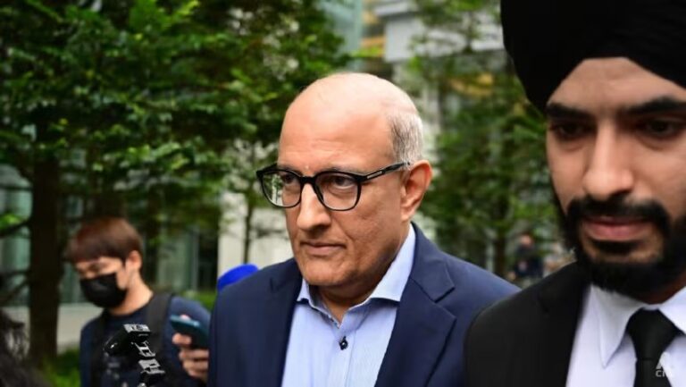 Iswaran kembali ke Singapura dan serah pasport kepada pihak