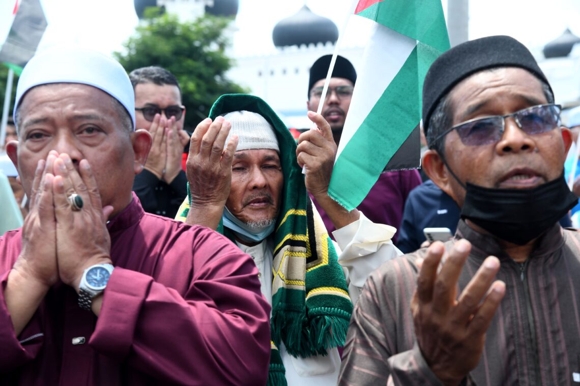 Hormati sensitiviti umat Islam