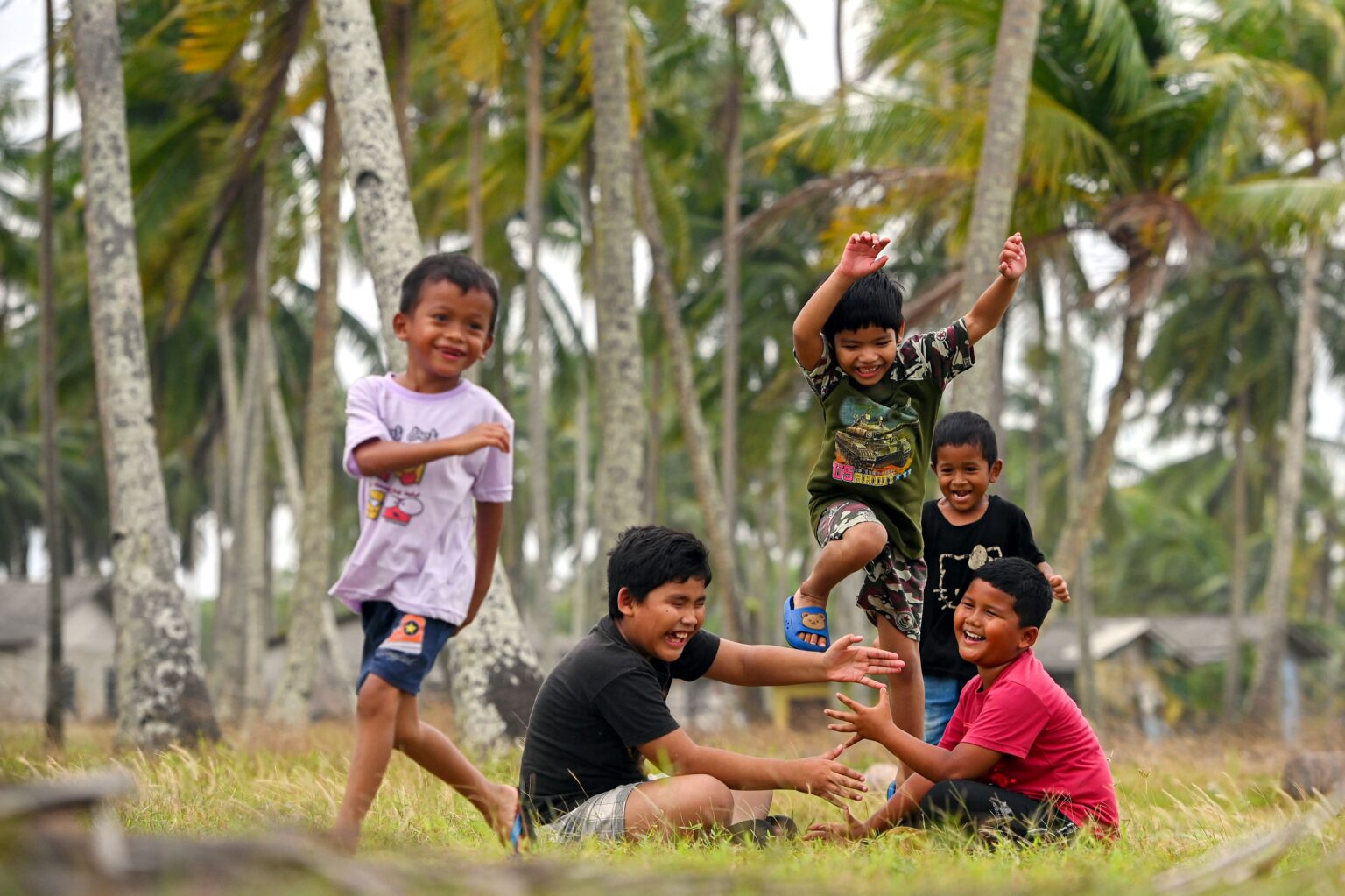 Guna peluang pupuk persekitaran positif dengan rakan sebaya