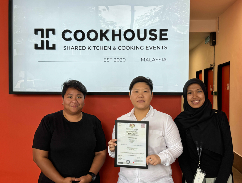 COOKHOUSE ambil serius pensijilan halal