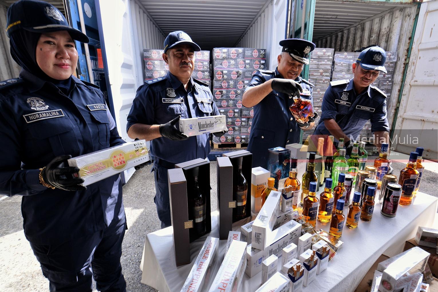 JKDM Negeri Sembilan tumpaskan sindiket edar rokok putih, minuman keras ...