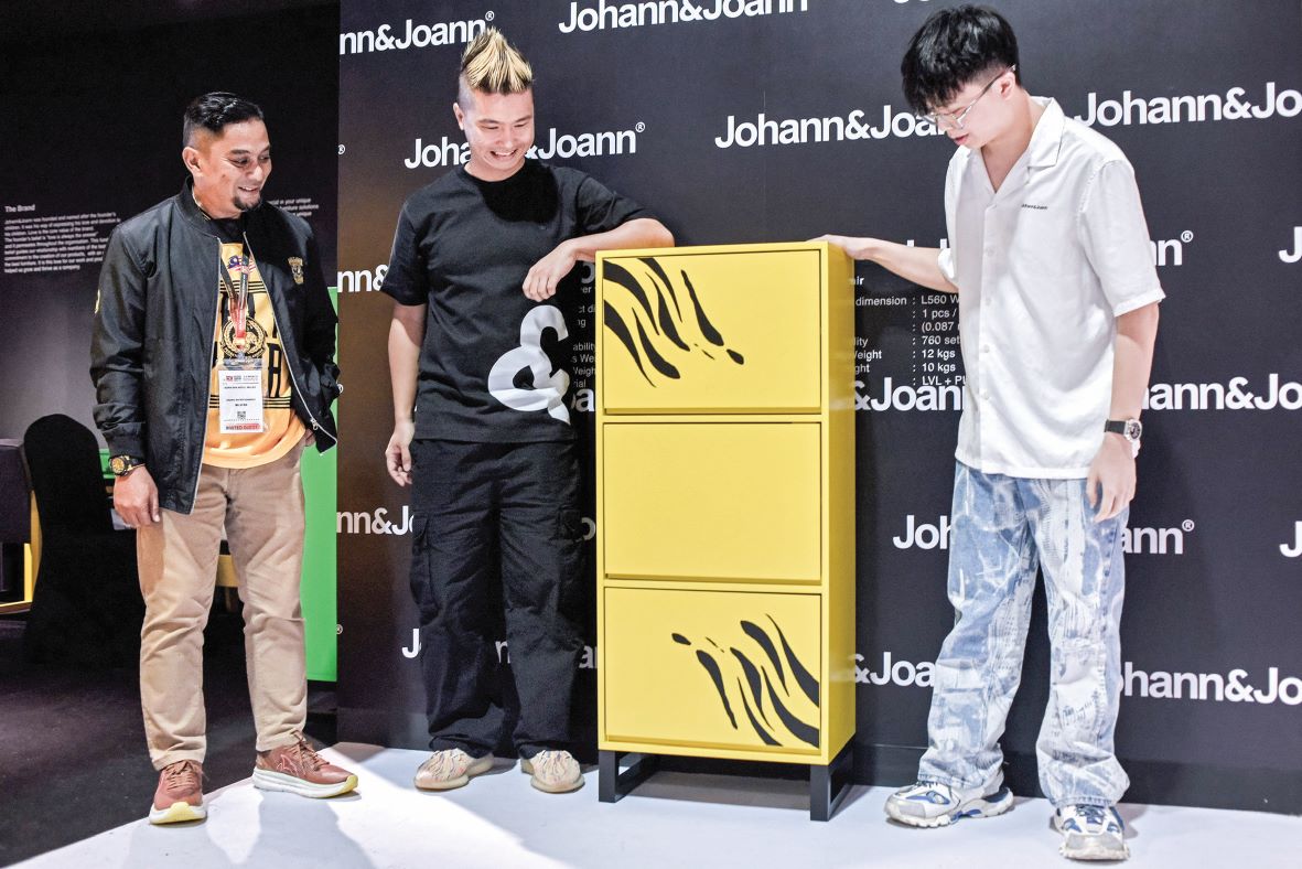 Derrick Gan ditawar berlakon filem, duta produk