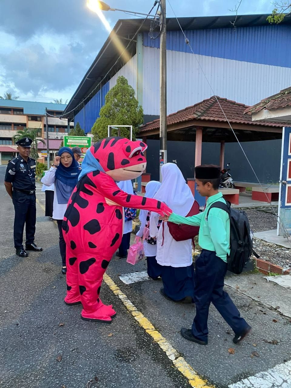 ‘Katak’ ceriakan murid SK Tengku Mahmood Iskandar