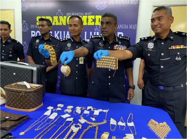 Barang kemas, jongkong emas RM2.1 juta ditemukan semula