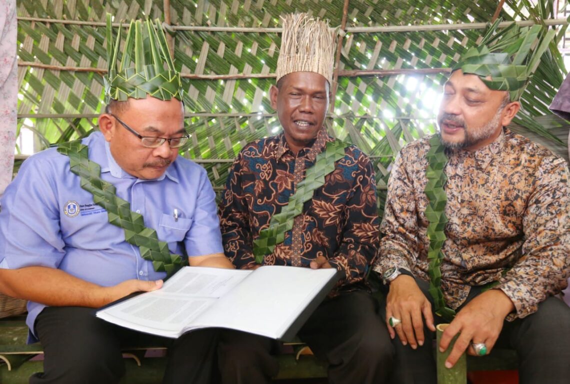 UUM jadi tempat simpanan tesis Suku Kaum Kensiu - Utusan Malaysia