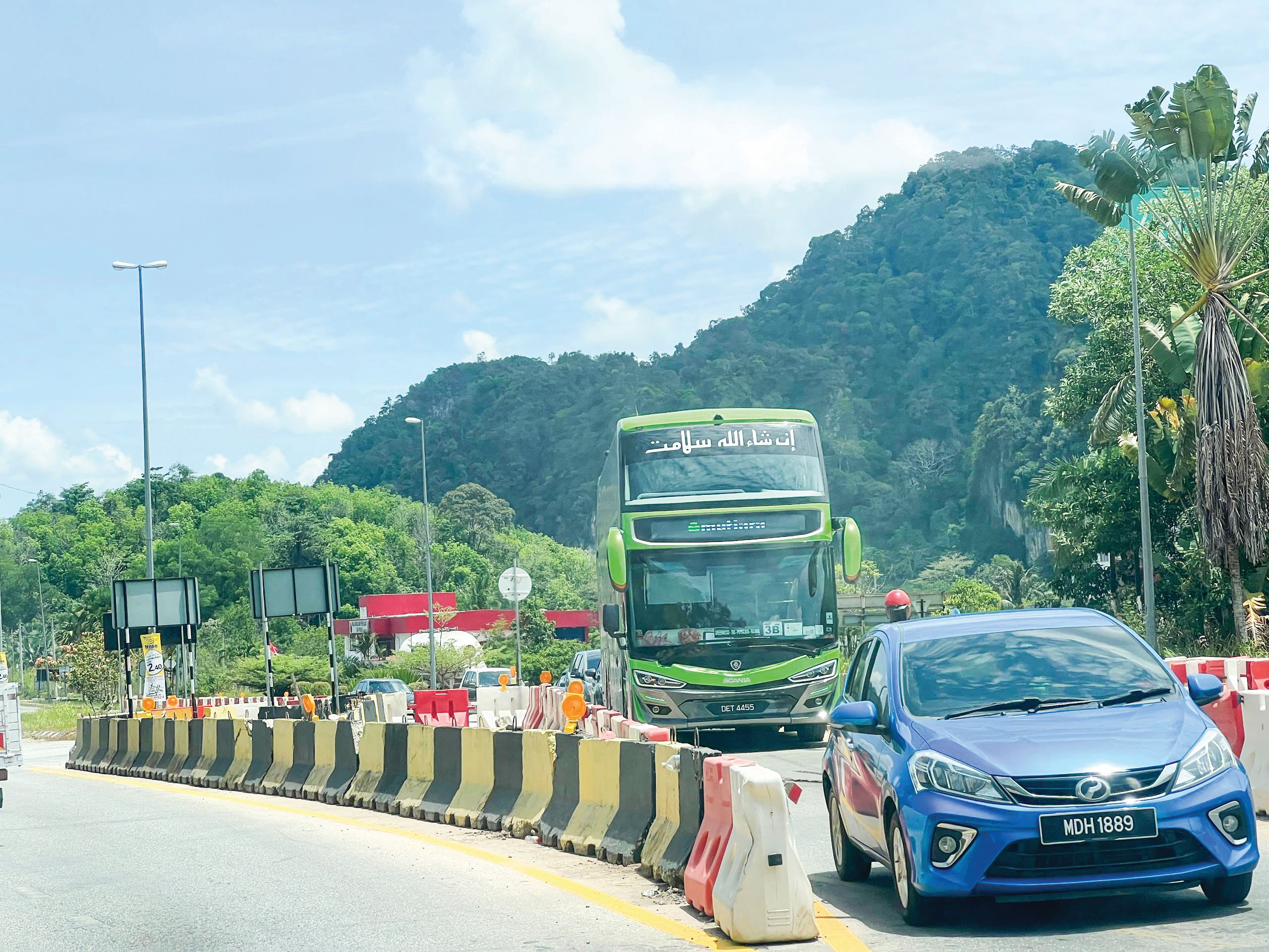 Jalan rosak, pengguna LTU berdepan bahaya
