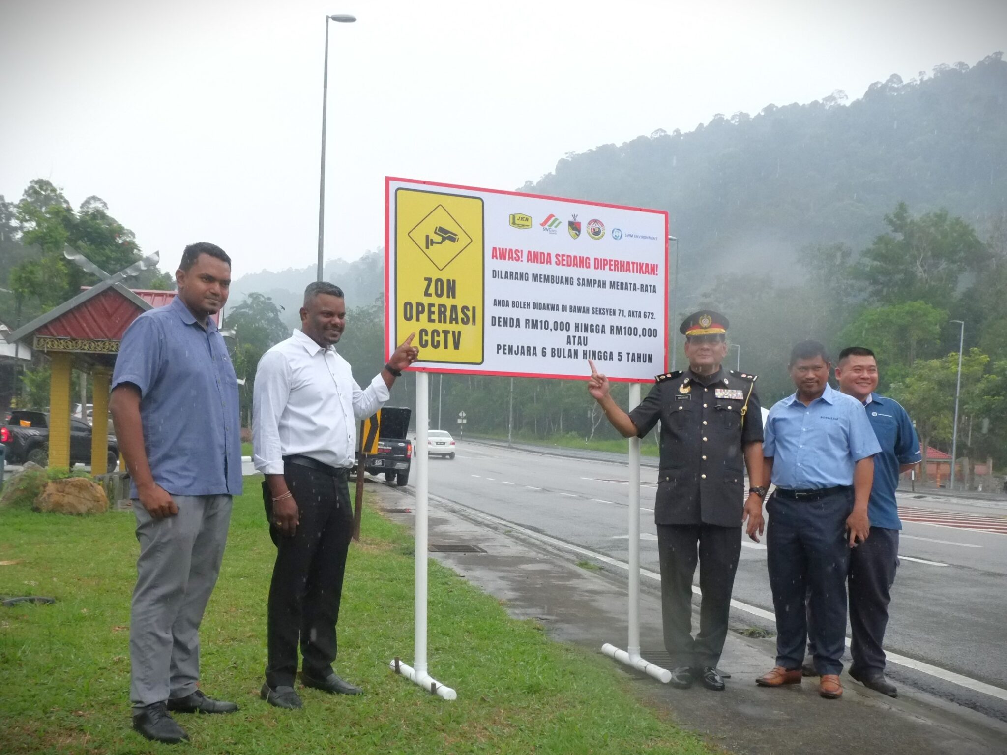 Hantar gambar, video pelaku buang sampah merata-rata - Utusan Malaysia