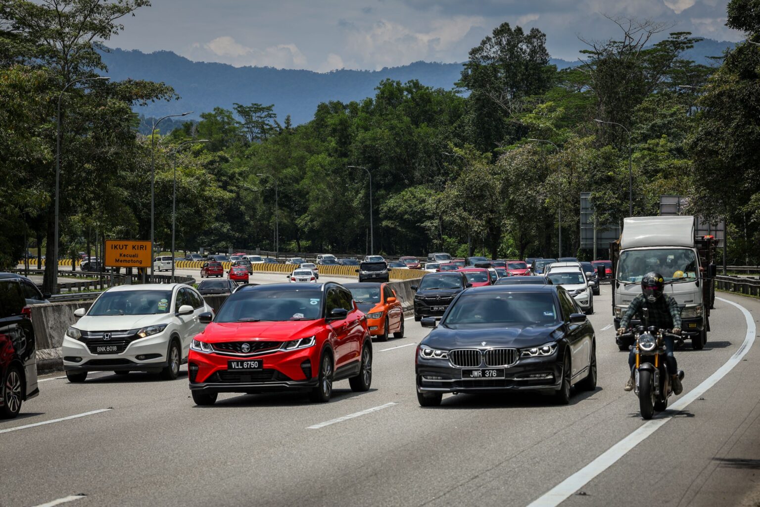 Perlu data raya atasi kesesakan jalan raya