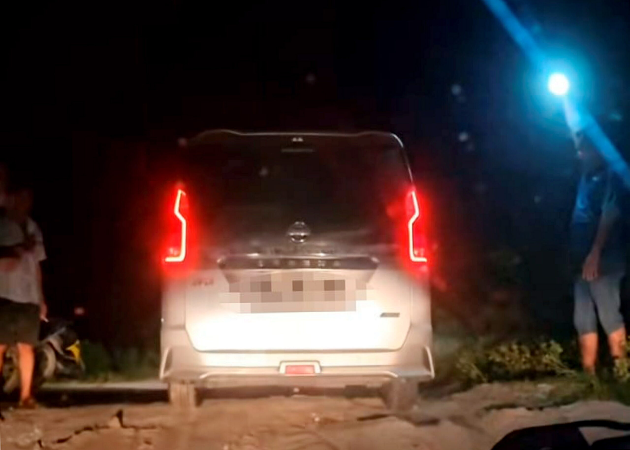 Penduduk Buka Jalan Bantu Pengguna Kembali Ke Ibu Kota Utusan Malaysia