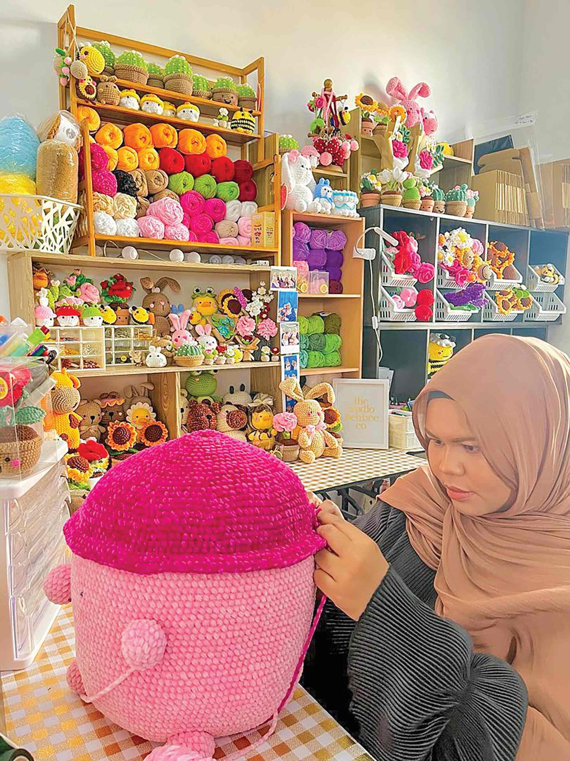 Gila kait anak patung comel