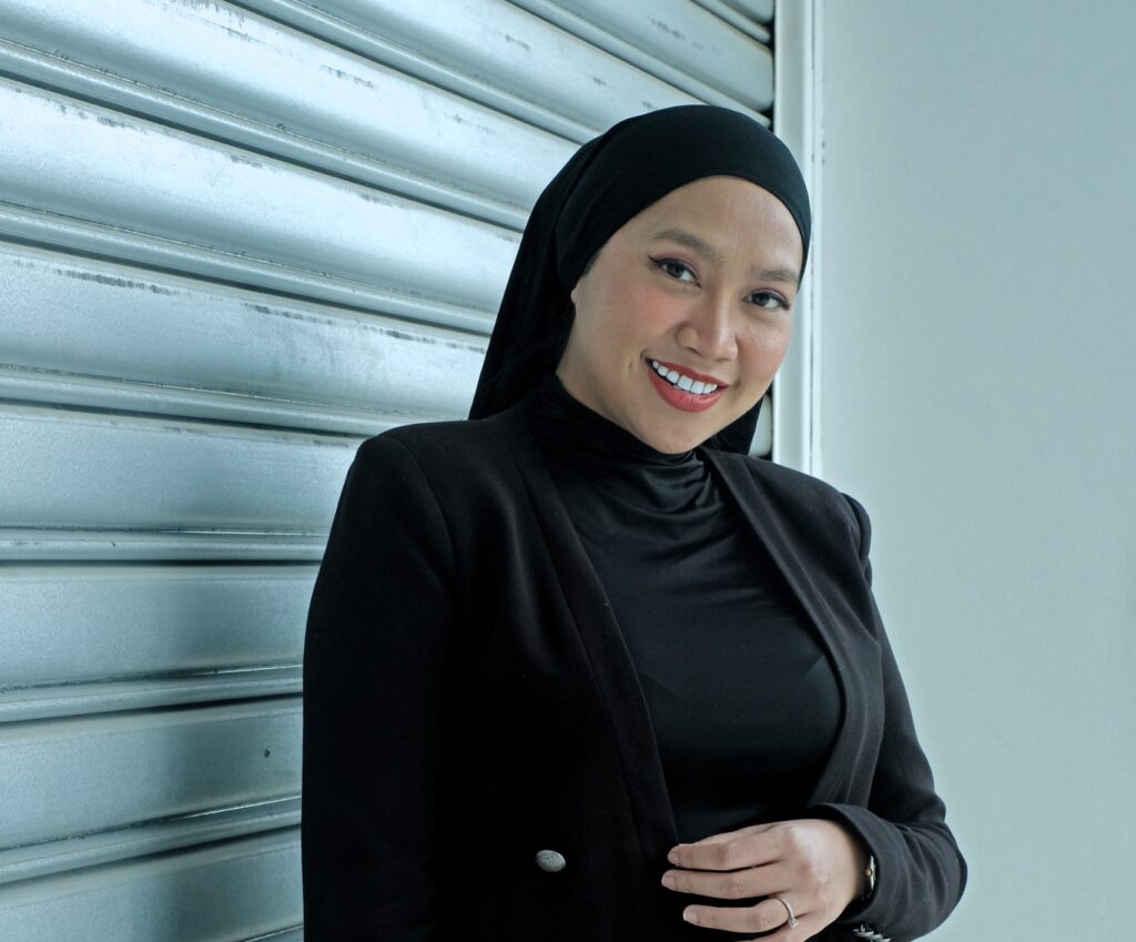 Tangani secara profesional - Yuka Kharisma - Utusan Malaysia