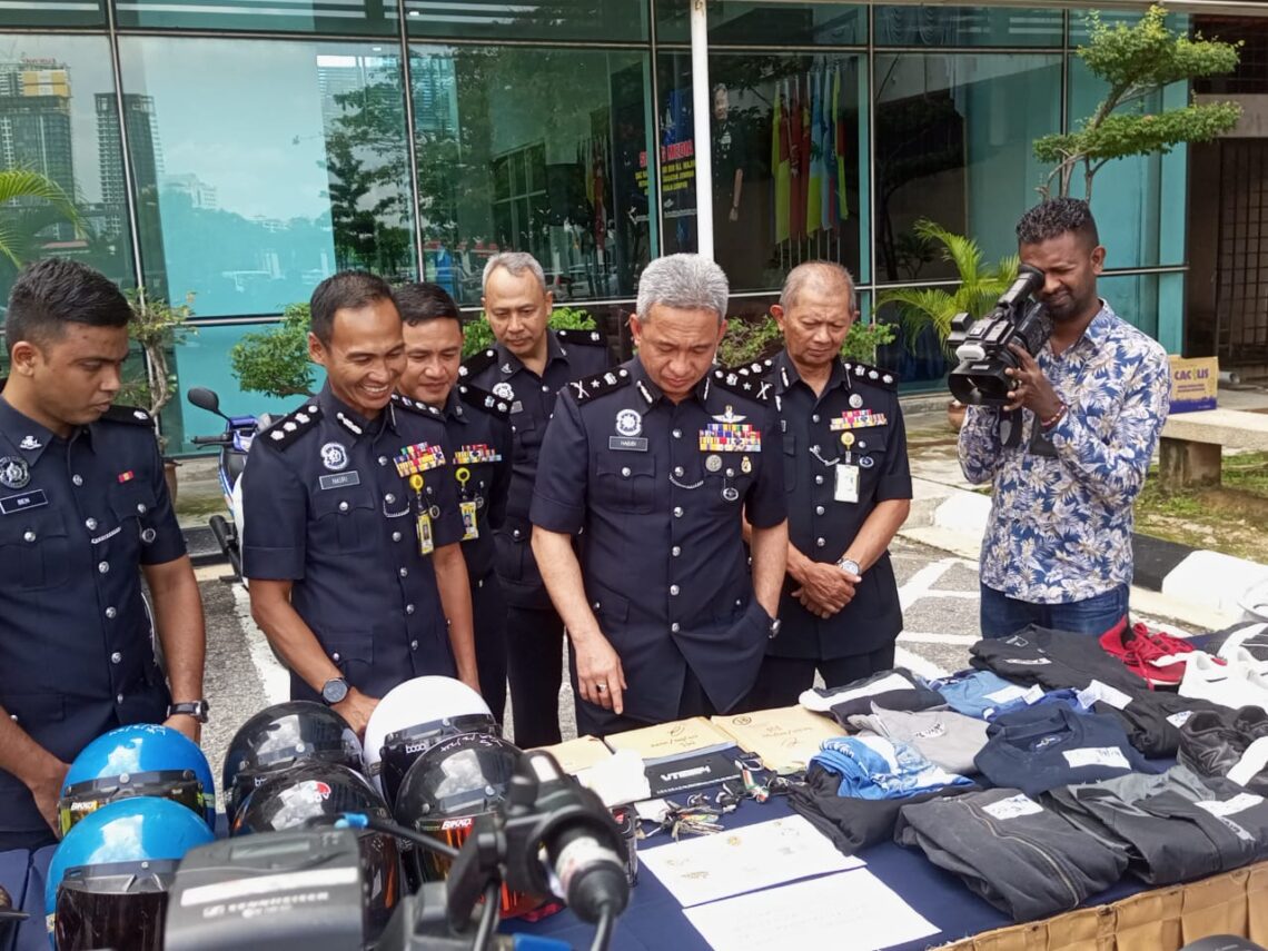Samun: Lapan penjenayah termasuk tiga wanita ditahan