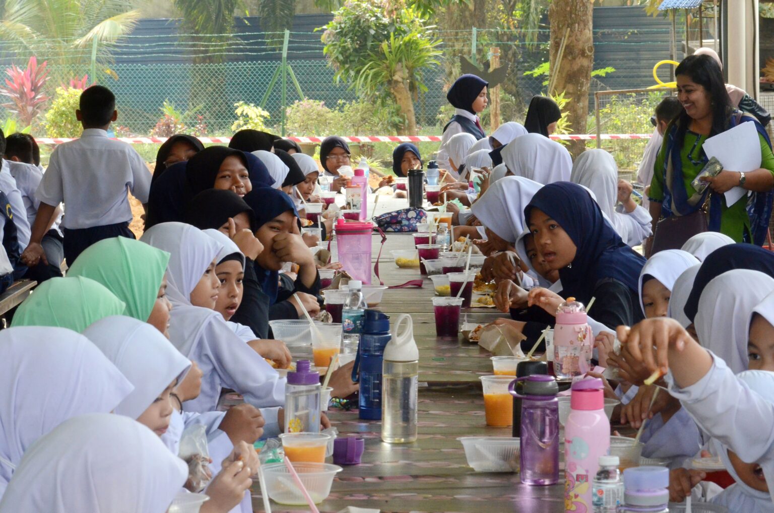 Keracunan makanan - Amalkan ‘lihat, hidu, rasa’ - Utusan Malaysia