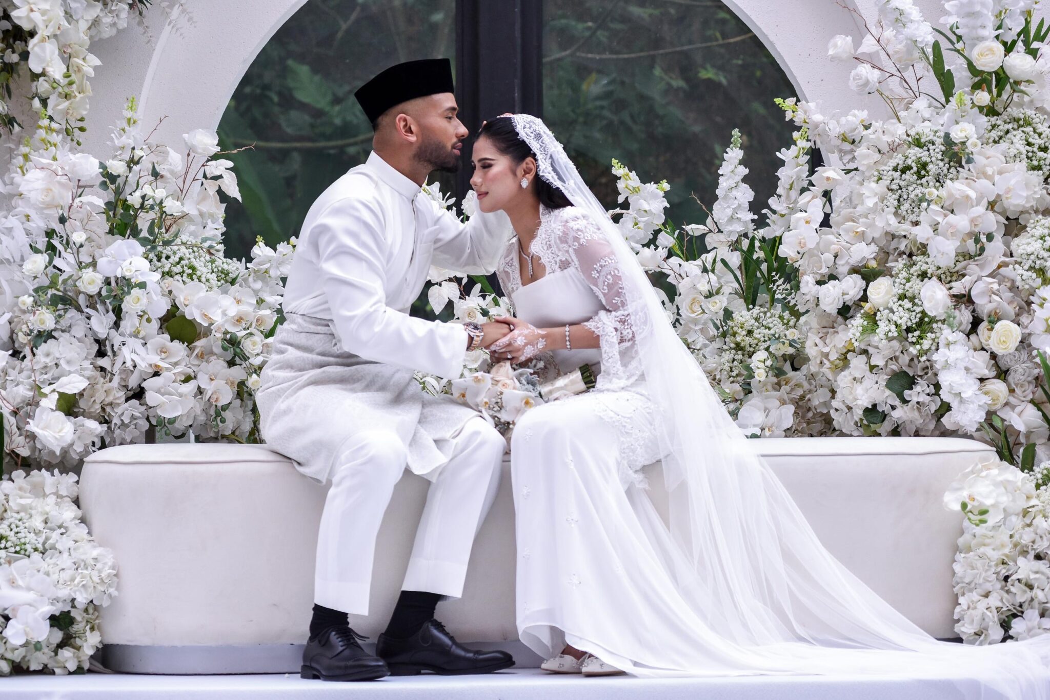 Redza Rosli kini suami aktres Bella Hanna - Utusan Malaysia
