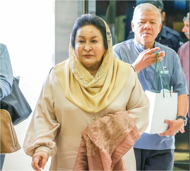 Isu beli barang kemas: Rosmah mohon hakim tarik diri