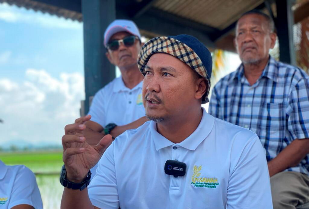 Suami isteri maut nahas motosikal, kereta - Utusan Malaysia