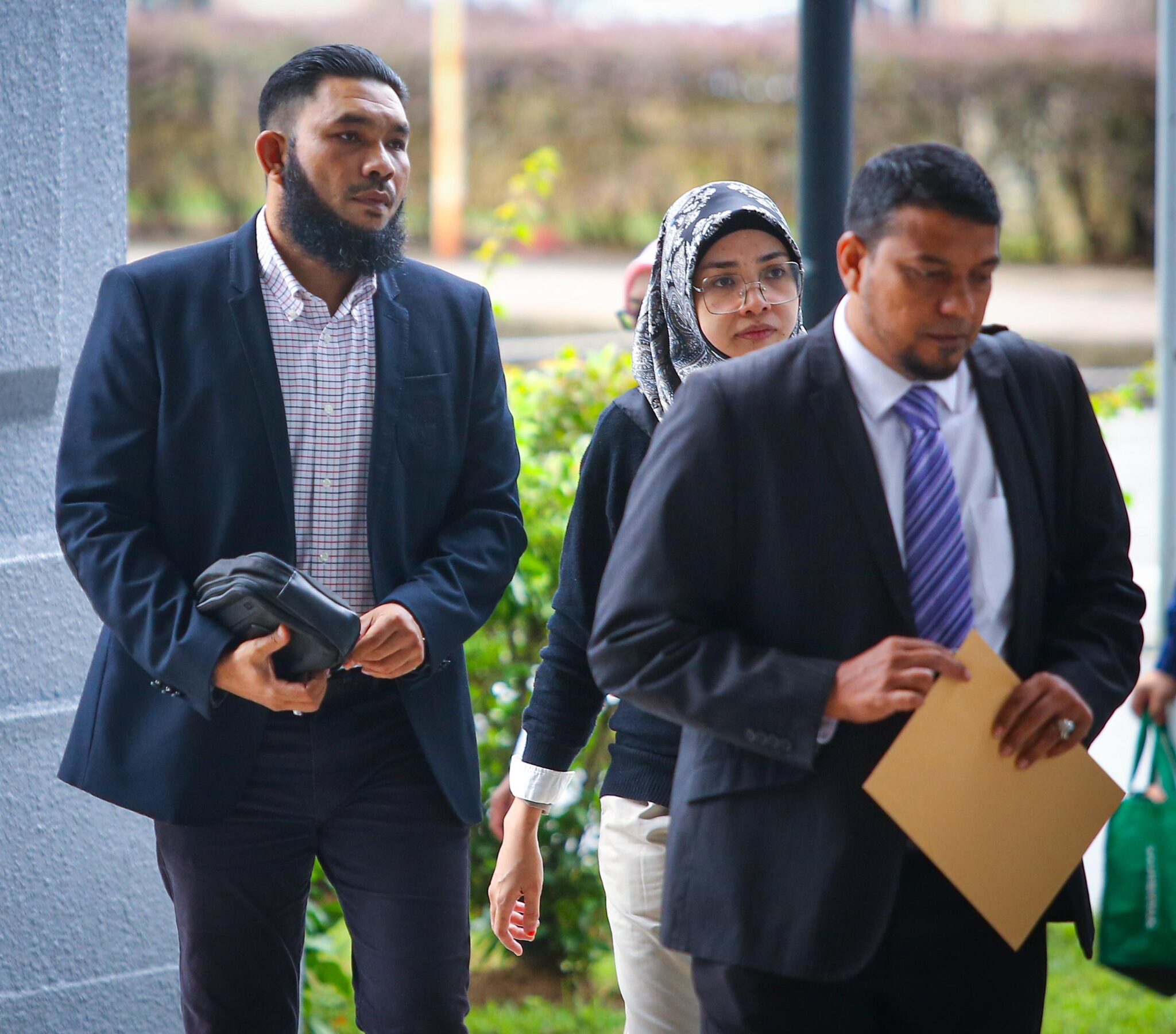 Pengadu tarik balik kes, Papagomo ditangkap di luar mahkamah