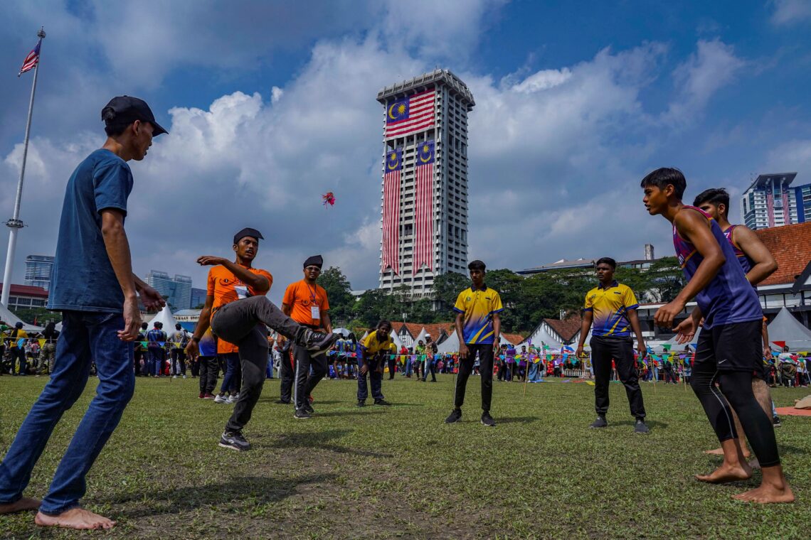 Hidupkan semula permainan tradisional