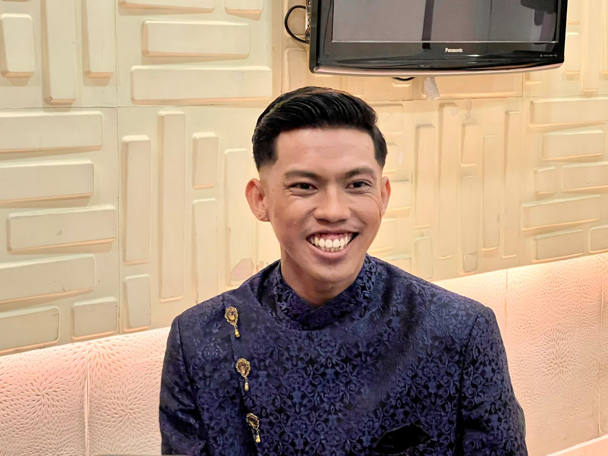 Anggap kekurangan satu kelebihan - Zubir Khan - Utusan Malaysia