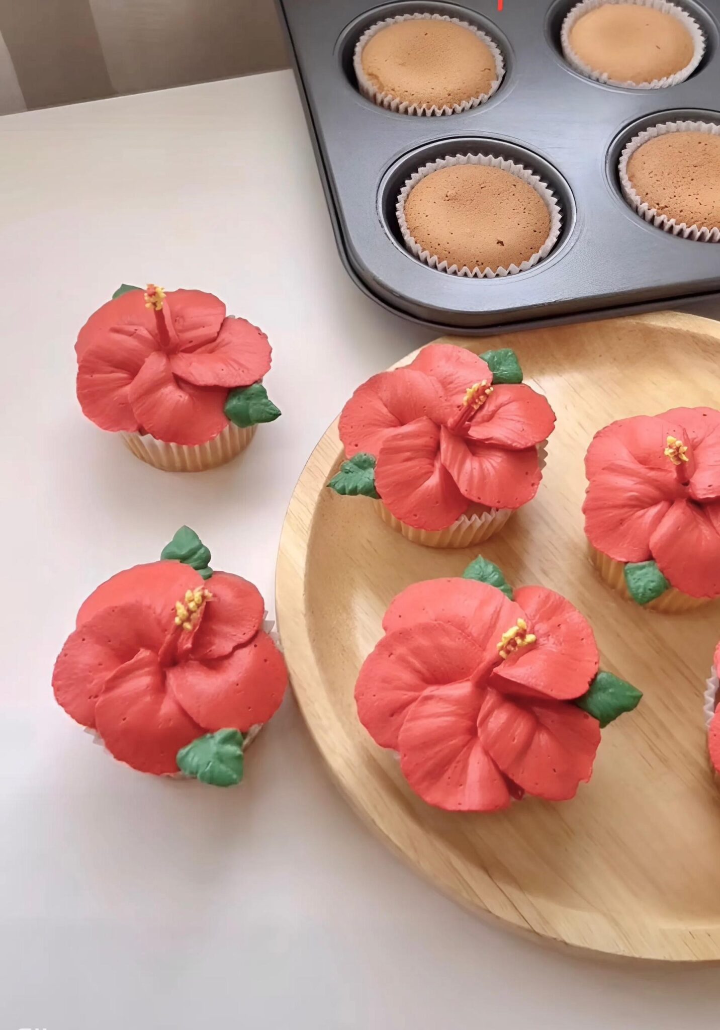 Kek cawan comel bunga raya