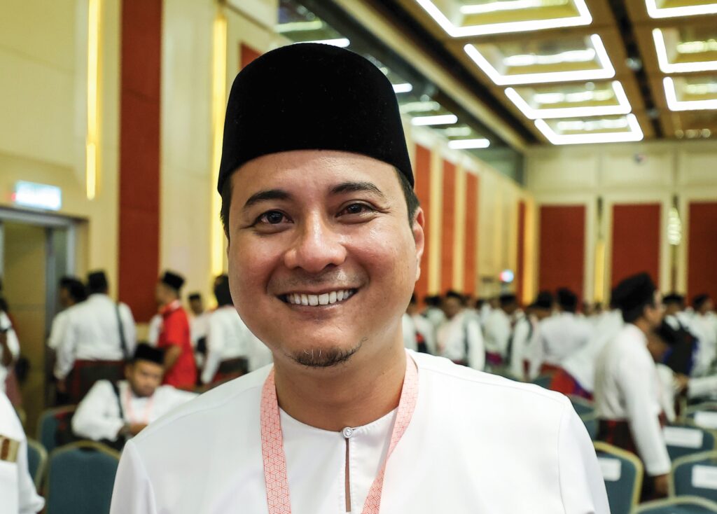 Mahir bahasa Mandarin kelebihan Syed Hussein