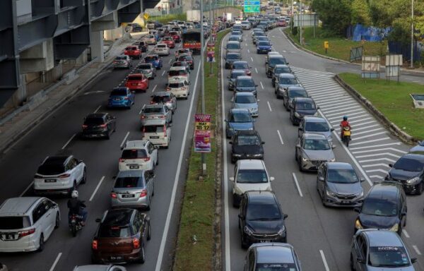 Tingkatkan tahap keselamatan jalan raya
