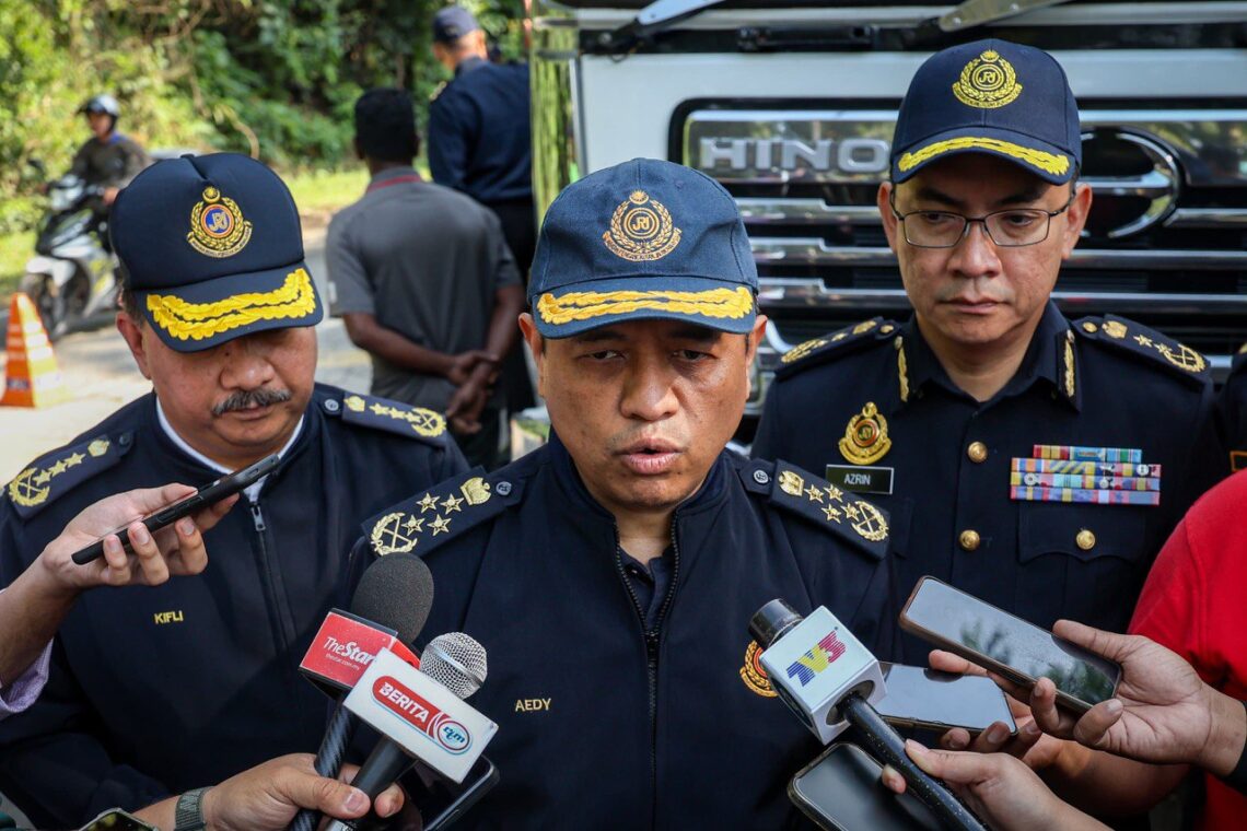 Selesaikan saman tertunggak JPJ, PDRM layak mohon lesen B penuh