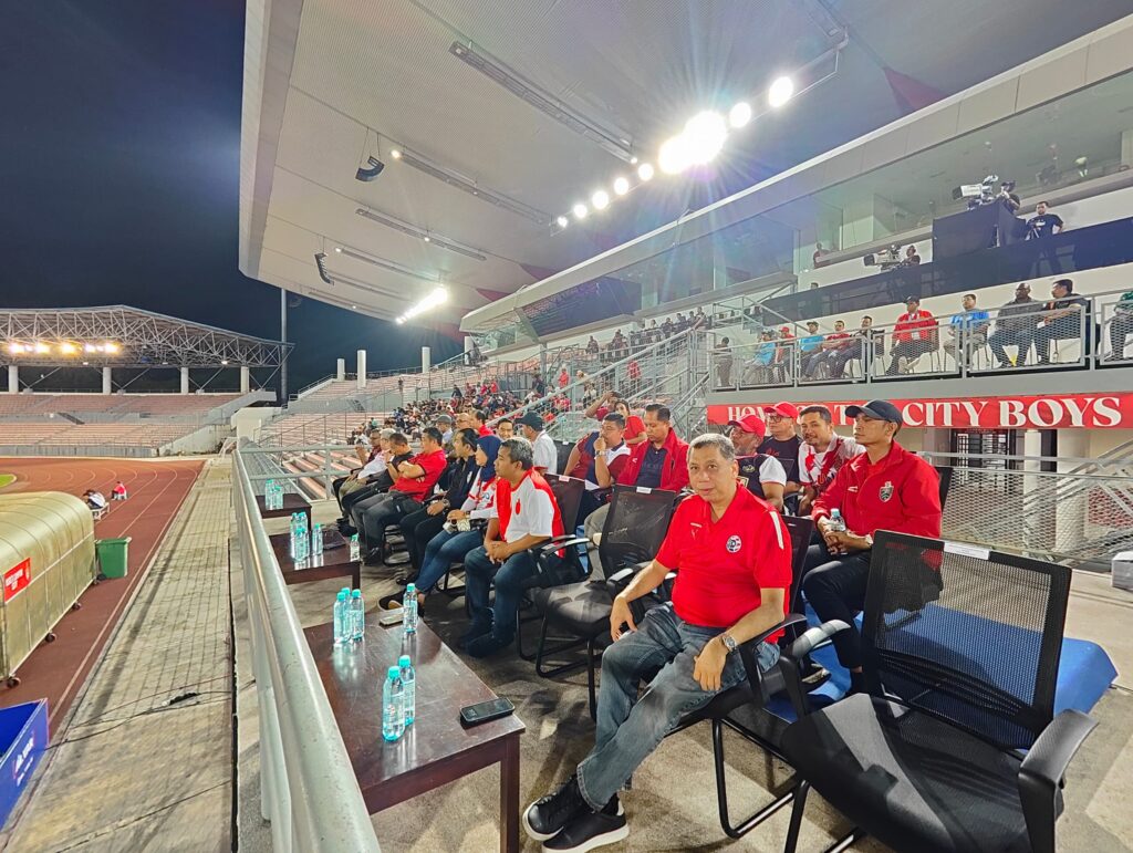 KL City bangkit benam Kelantan