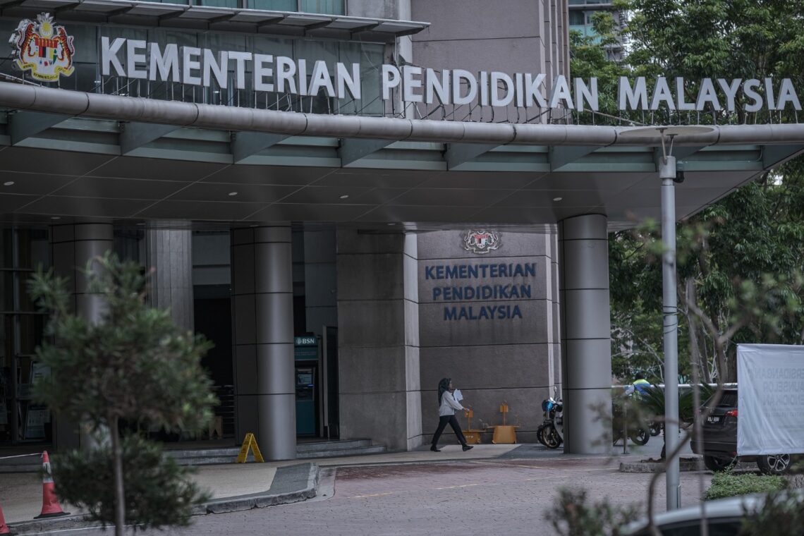 KPM umum perincian baucar buku kepada guru masa terdekat