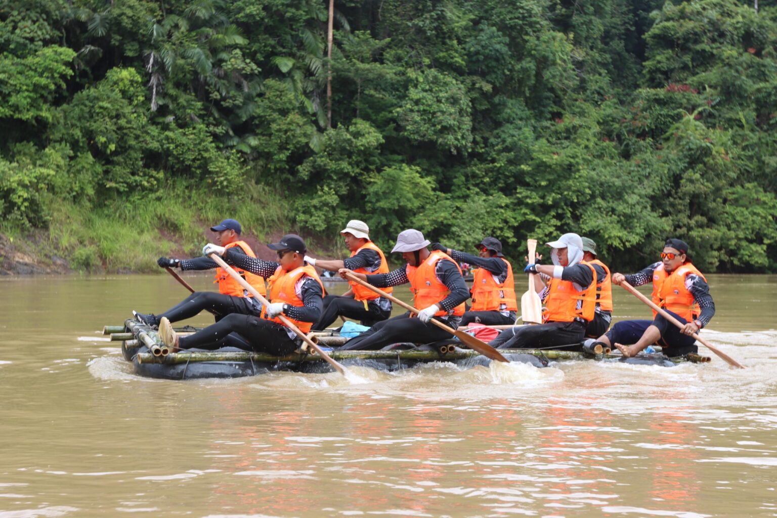 Lumba Rakit Taman Negara produk pelancongan ekologi Pahang