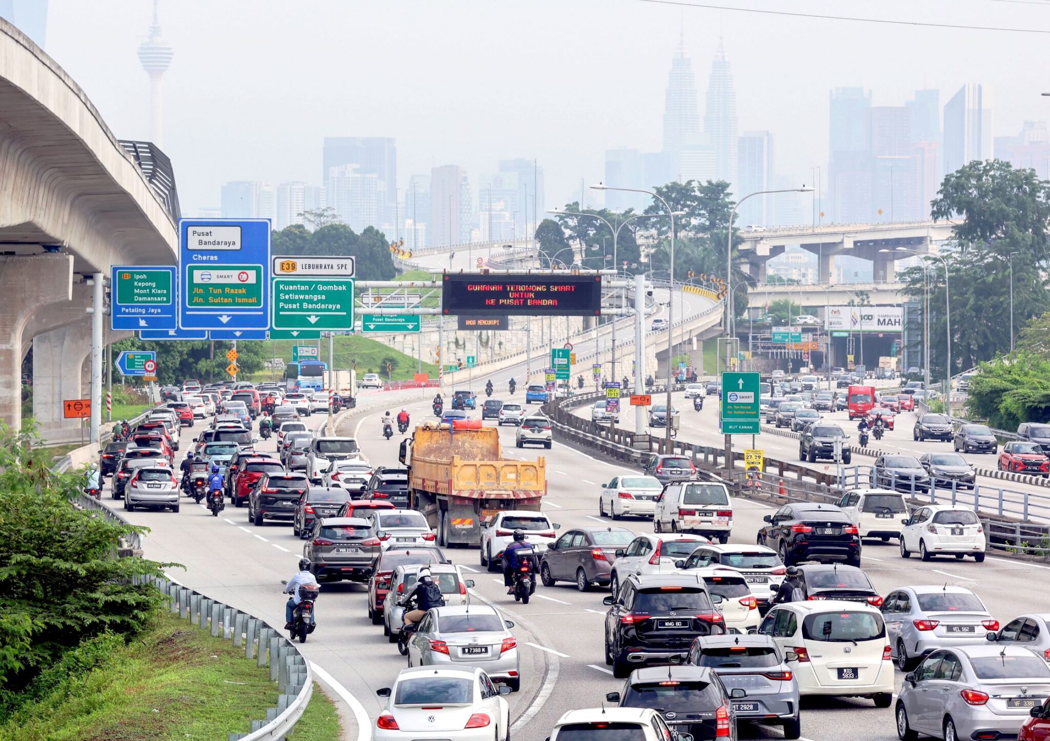 Pencemaran udara jejas 9.8 juta penduduk di Lembah Klang