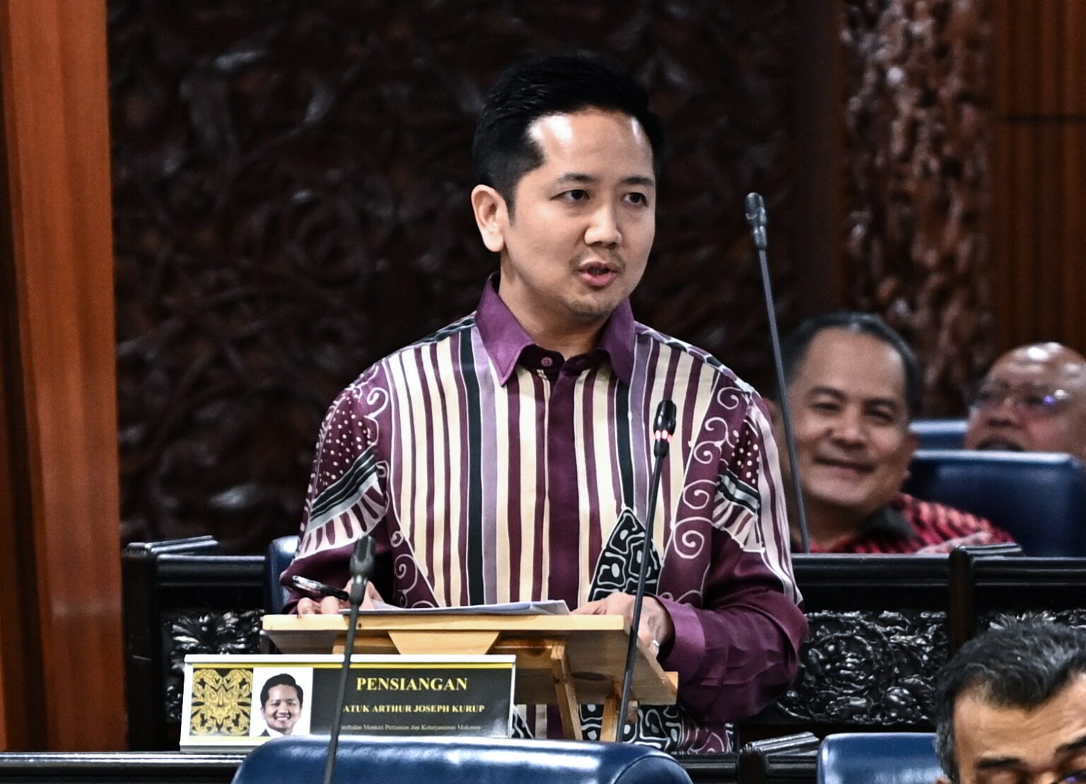 Arthur Joseph dilantik Menteri Sumber Asli dan Kelestarian Alam