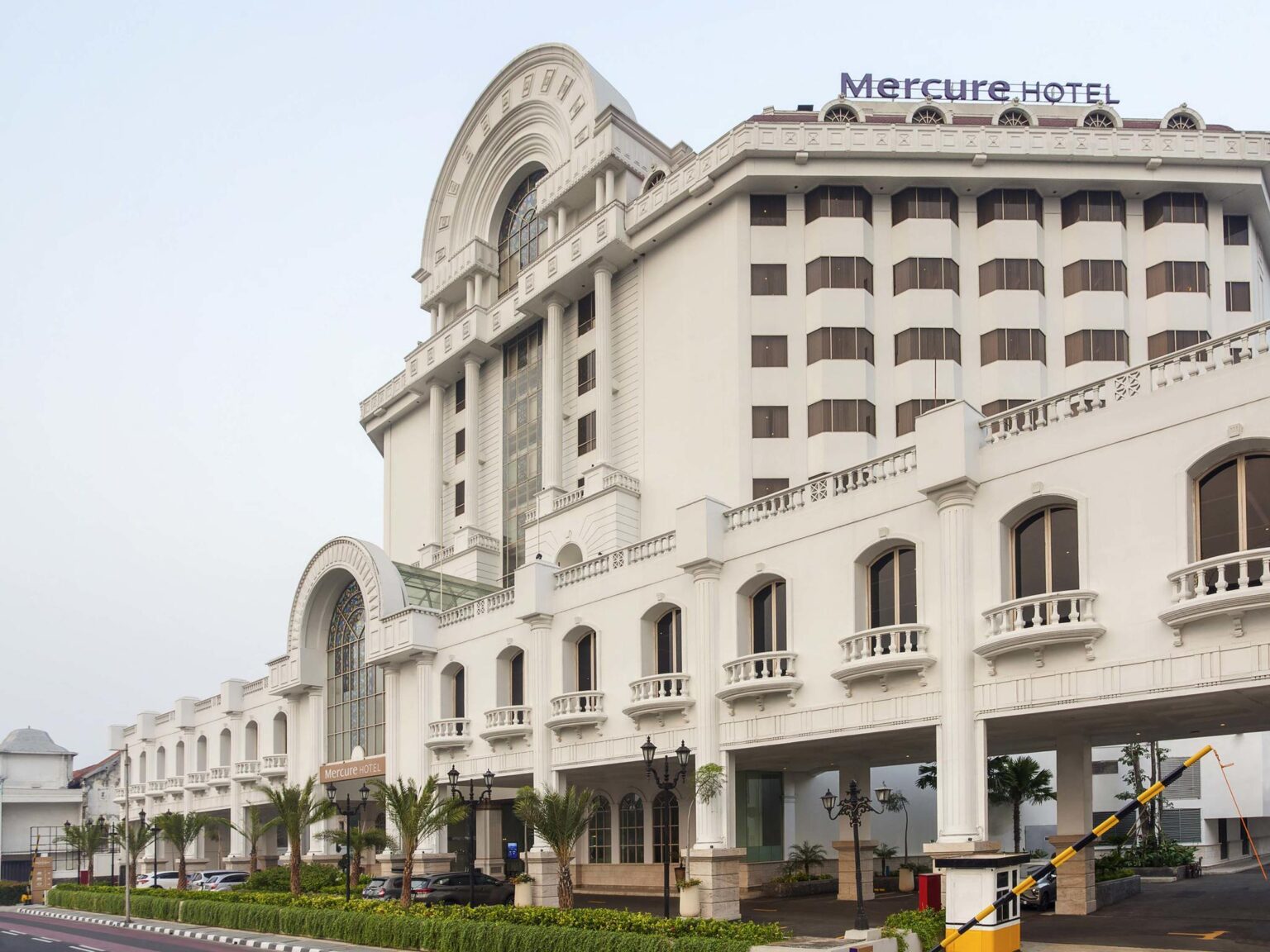 Mercure Jakarta Batavia...hotel berkonsep sejarah dan moden