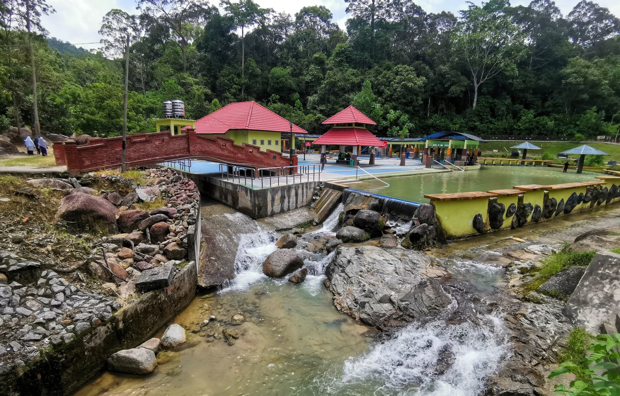 Lapan kes wabak kencing tikus dikesan di Ulu Bendul - Utusan Malaysia
