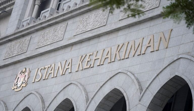 Kerajaan berjaya tangguh pembayaran RM1.1 juta keluarga model Belanda