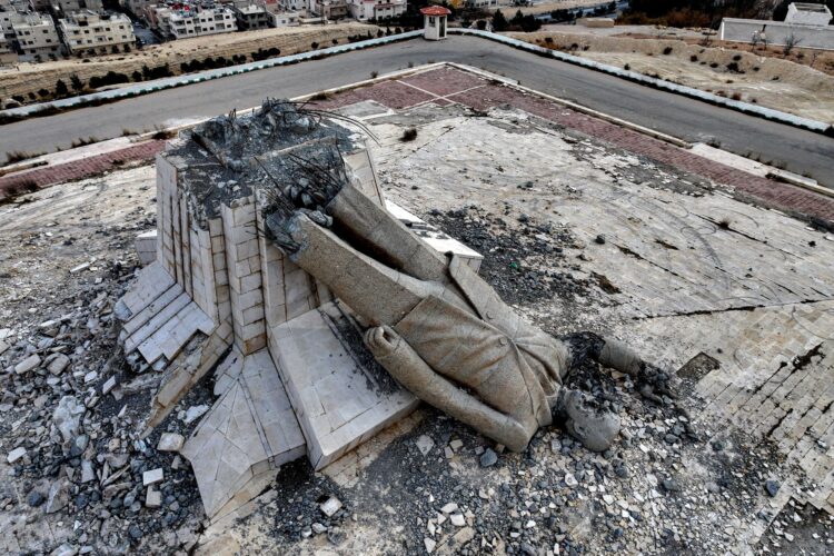 Ketua perisikan Syria umum bubarkan institusi kejam era Assad