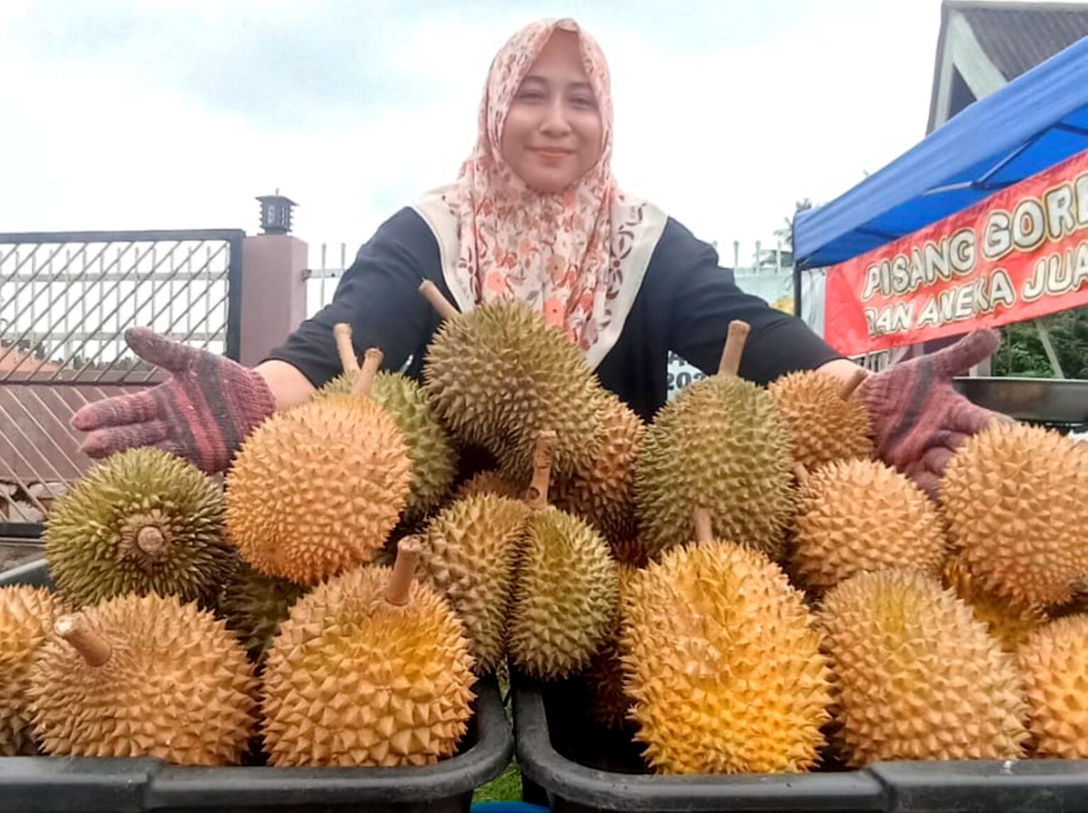 Keistimewaan durian dari Langkap