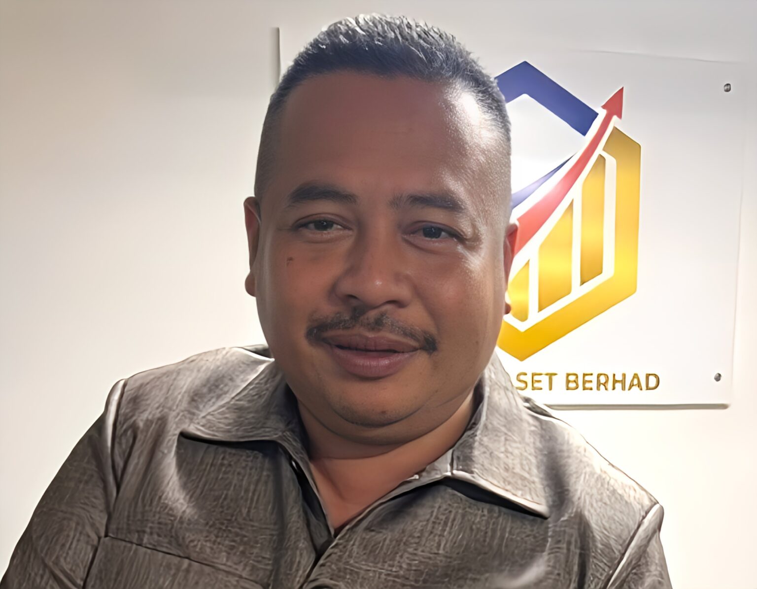 Tetap kuota wajib bumiputera bagi pemilikan aset komersial - Nazrul ...