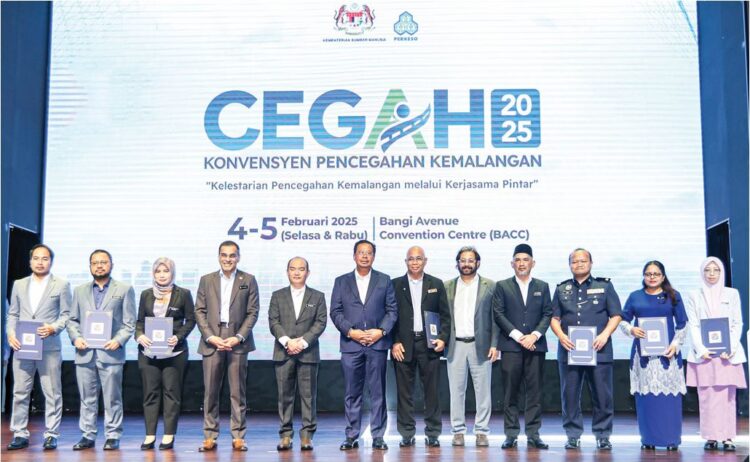 Permintaan inap desa melonjak ketika Aidilfitri - Utusan Malaysia