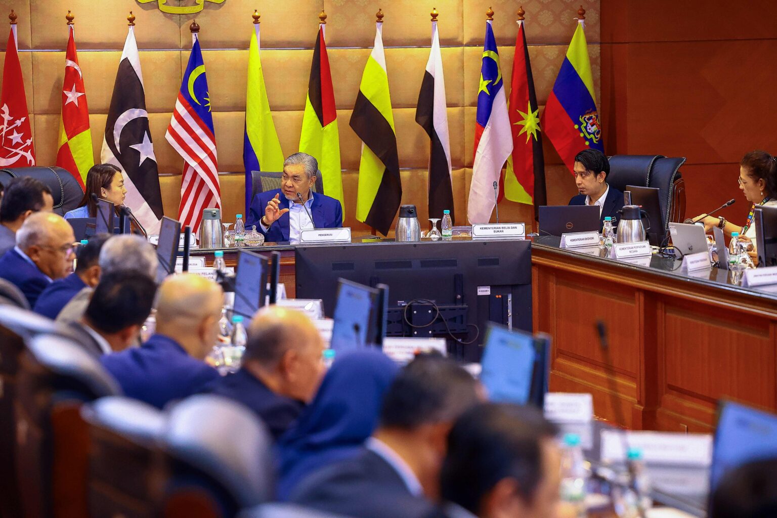 20 jenis Sukan Teras Prestasi Tinggi dipilih, tingkat prestasi atlet