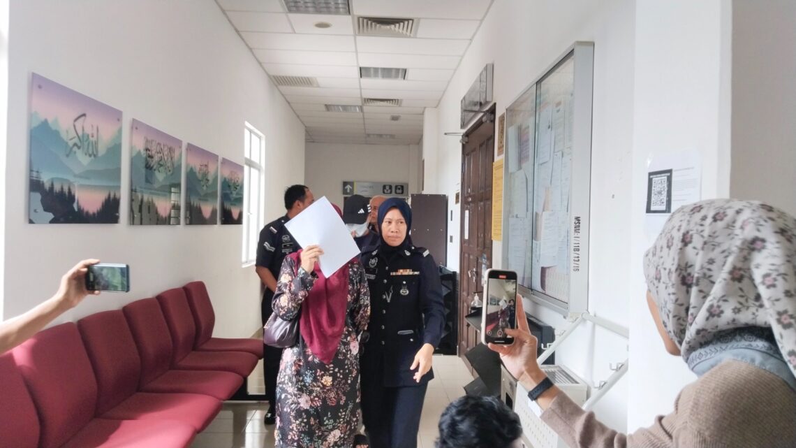 Polis siasat penyebaran video Cikgu Fadilah