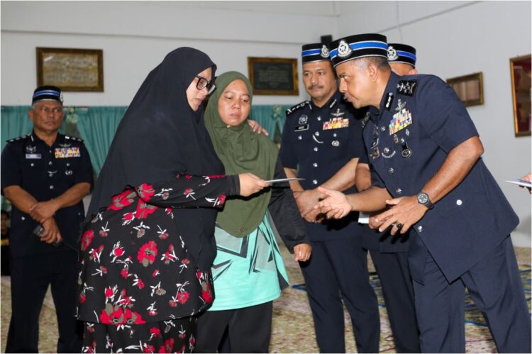 Pemandu lori terlibat nahas trak FRU direman esok